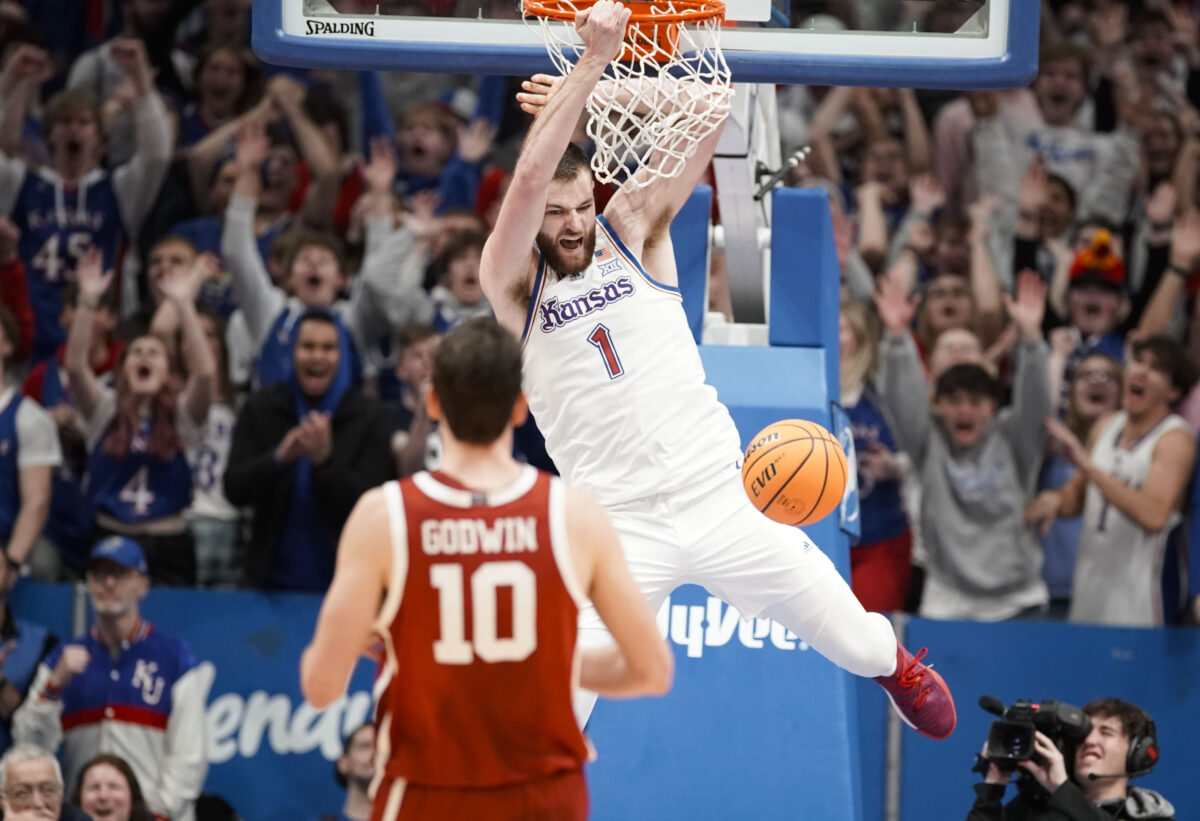 Photo Gallery: Kansas rolls over Oklahoma in the 2nd half to win 78-66 ...